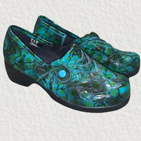 Cherokee | Shoes | Cherokee Pamela Clogs | Poshmark